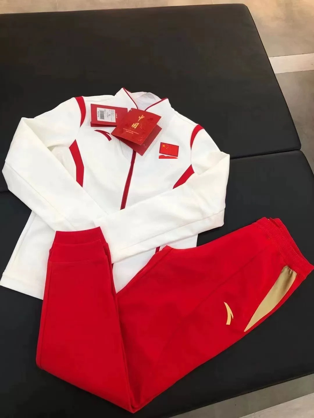 Team China Outfit for Olympic Medal Ceremony - Shenzhen Weightlifting ...